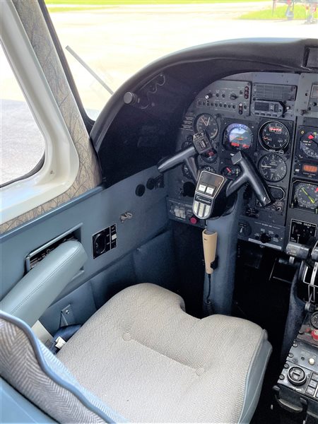 1983 Twin Commander 840 Aircraft | Aircraft Listing | Plane Sales USA